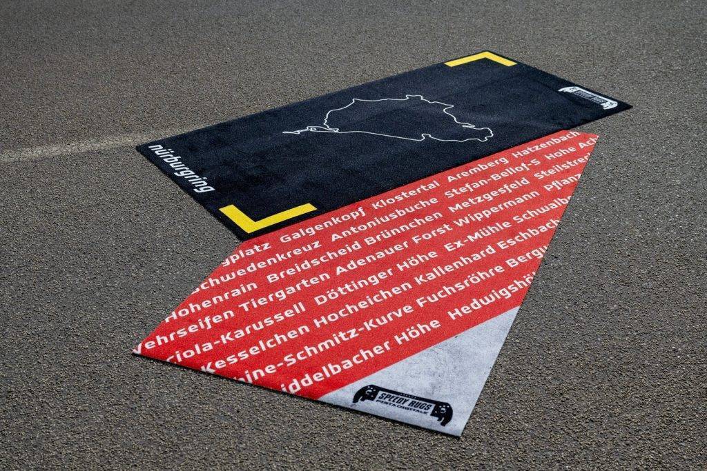 Speedy Rugs: Een Sim Racing Tapijt Voor Onder Jouw Simulator ...